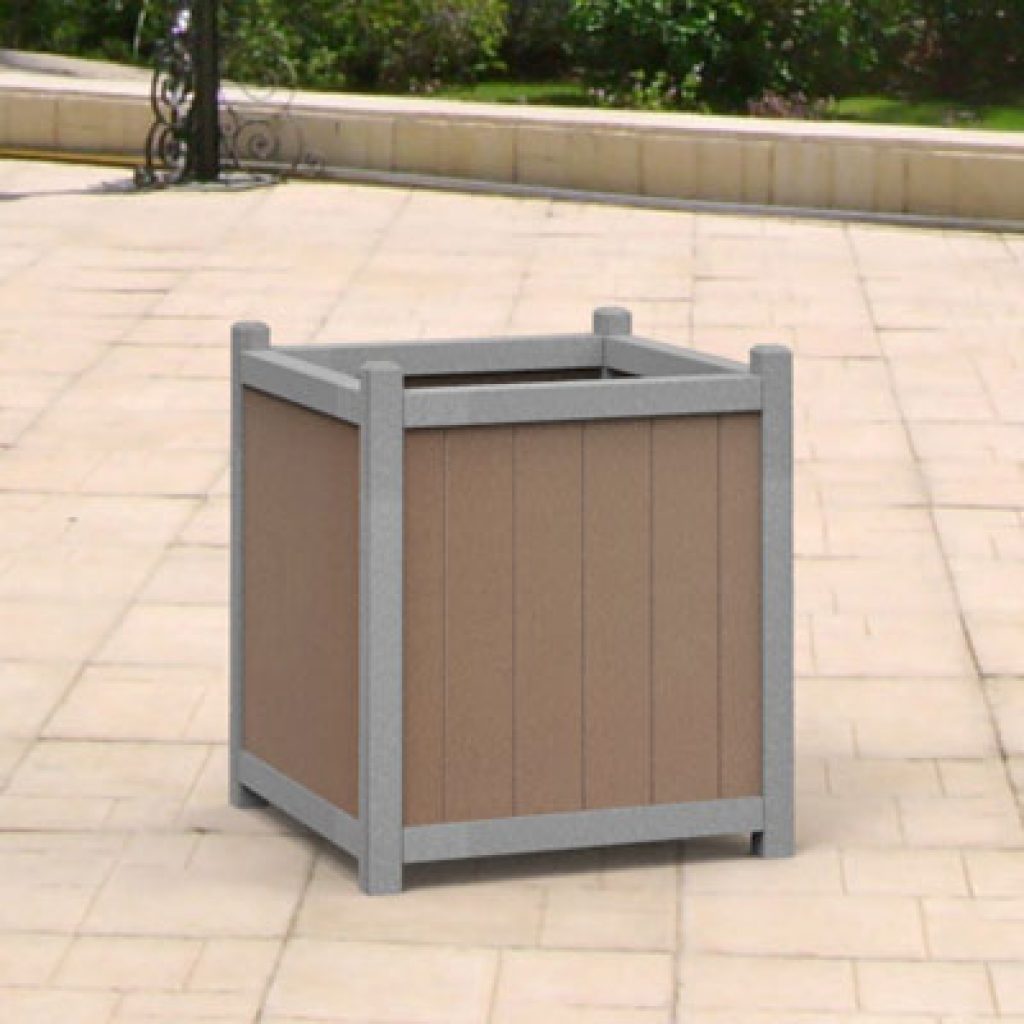 Golf Course Planter with 3 boxes | Designer Golf Products