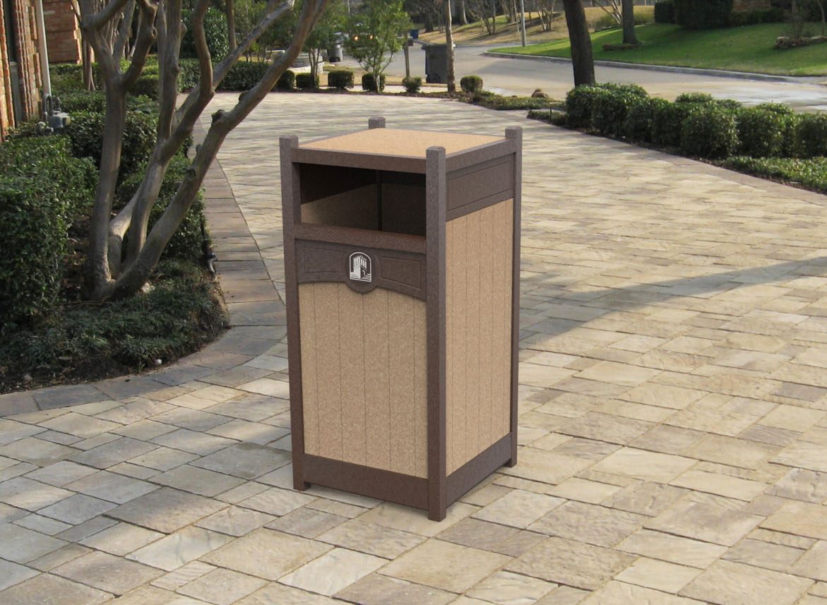 Golf Course Waste Enclosure in Recycled Plastic or Sustainable Hardwood