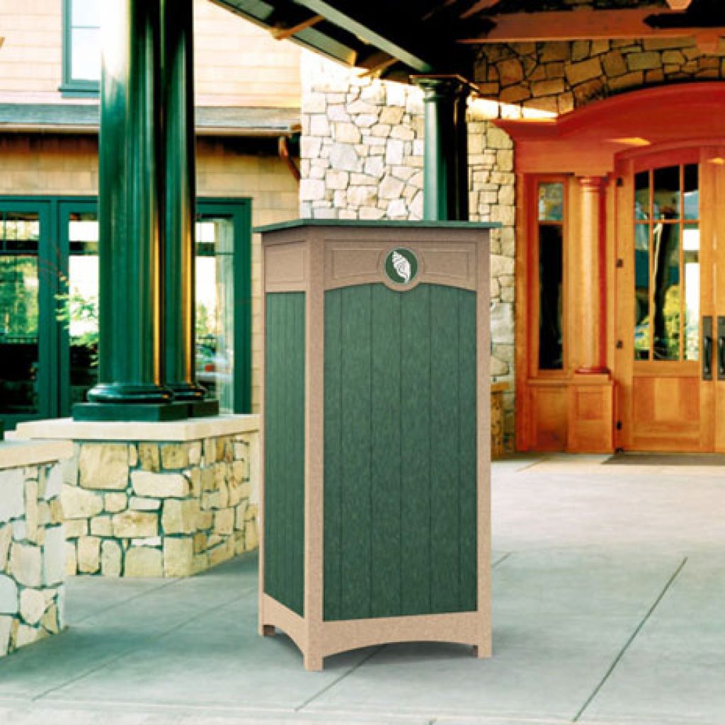 Golf Tournament Starter Podium in Recycled Plastic or Hardwood